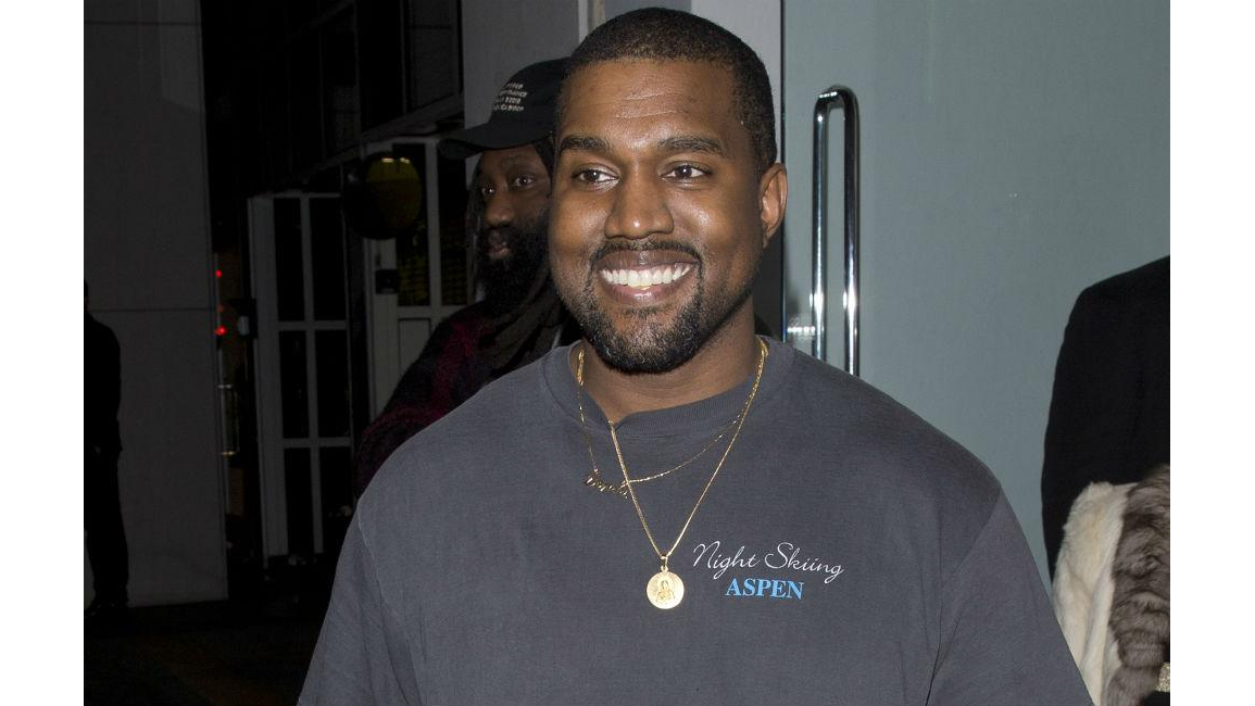 Kanye West's generous gift - 8days