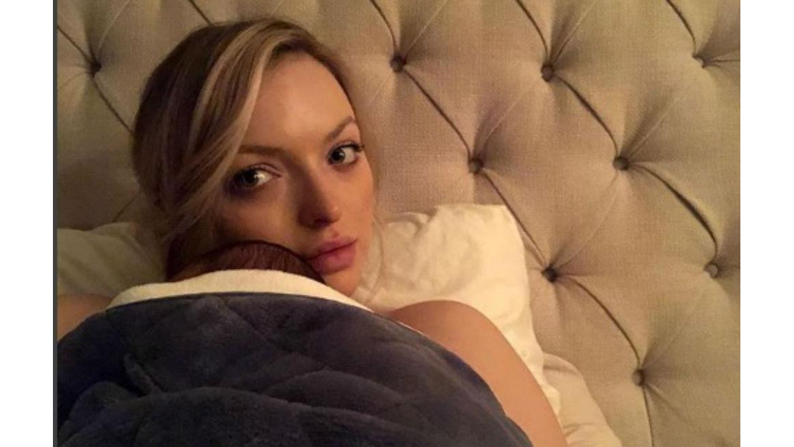 Francesca Eastwood shows off baby boy - 8days