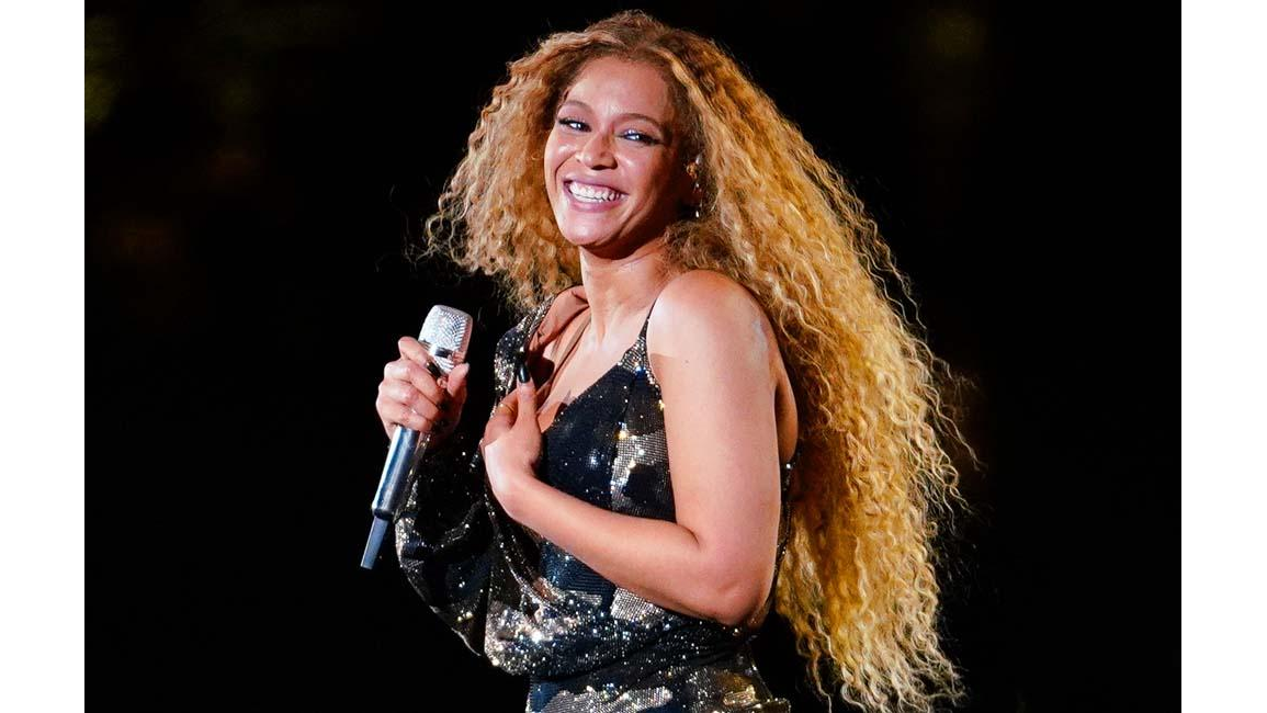 Beyonce accused of witchcraft by ex-drummer - 8days