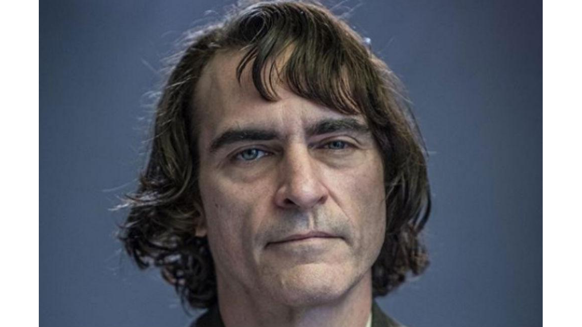 Todd Phillips Releases First Image Of Joaquin Phoenix As The Joker 8days
