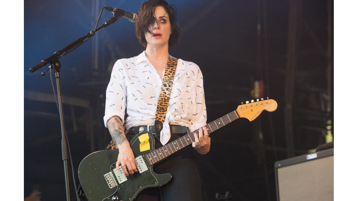 The Distillers drop first song in 15 years - 8days