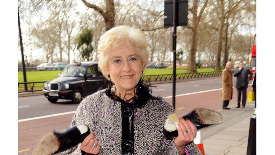 Liz Fraser dead aged 88 - 8days