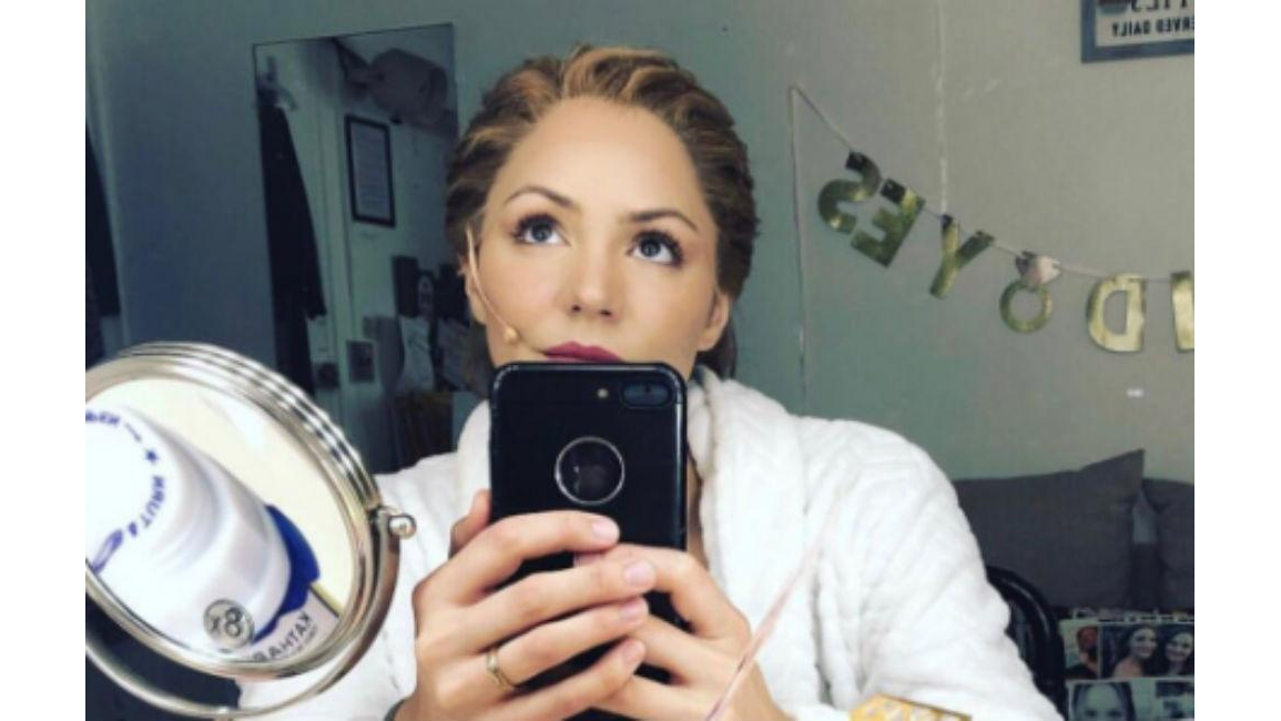 Katharine McPhee dedicates Broadway return to her late father - 8days