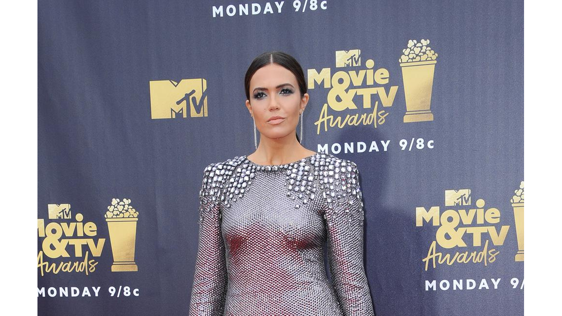 Mandy Moore back in the studio - 8days