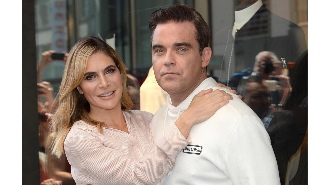 Robbie Williams' daughter to be royal flower girl - 8days