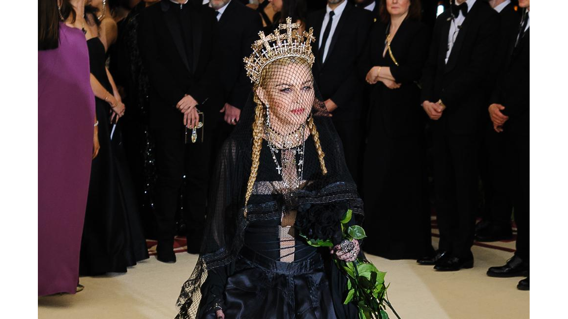 Madonna to headline Glastonbury in 2019? - 8days