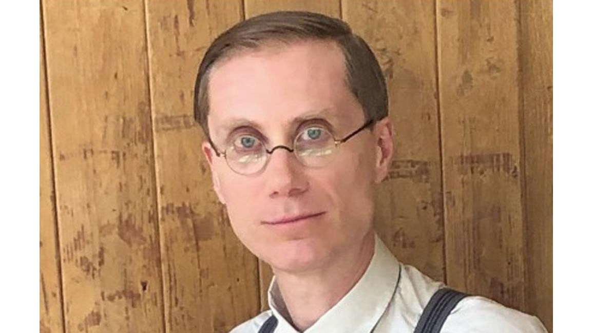 Stephen Merchant stars as a Gestapo agent in Jojo Rabbit - 8days