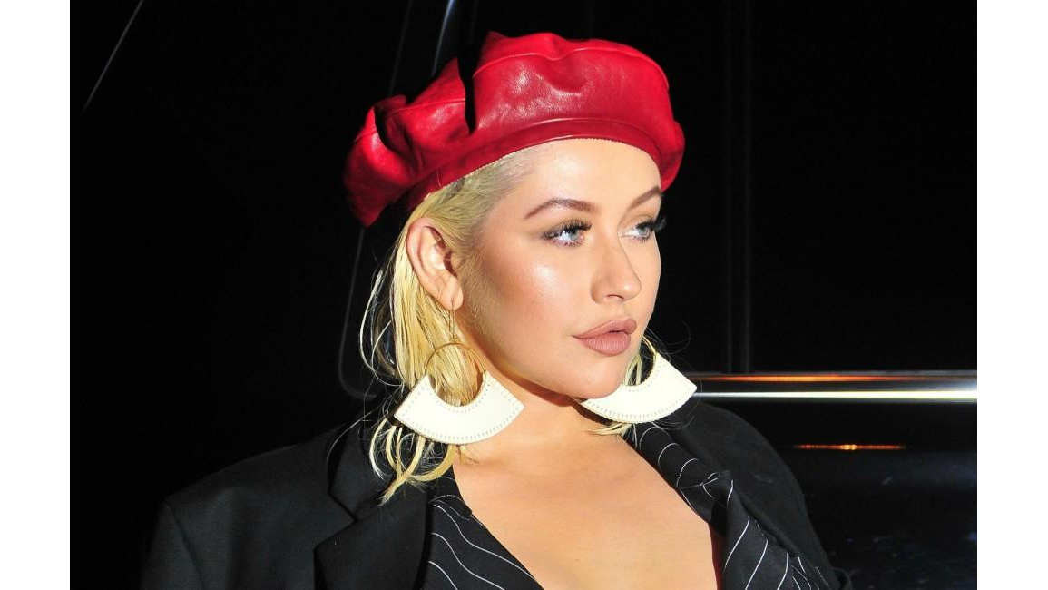 Christina Aguilera thanks fans for loyalty - 8days