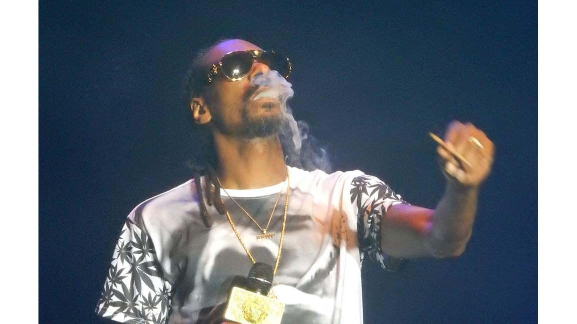 Snoop Dogg learning to cook - 8days