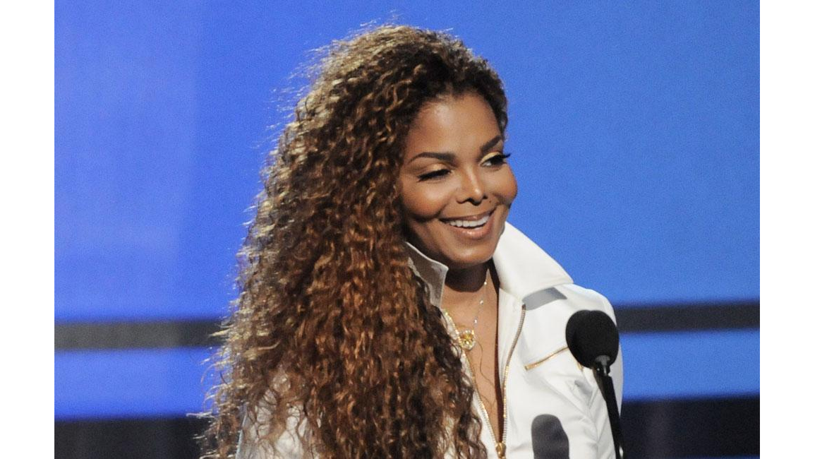 Janet Jackson thanks fans for the love - 8days