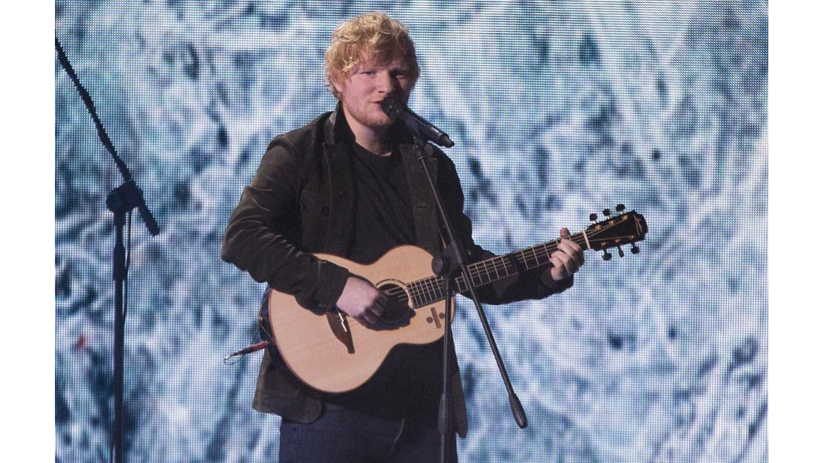 Ed Sheeran's secret Belfast pub gig - 8days