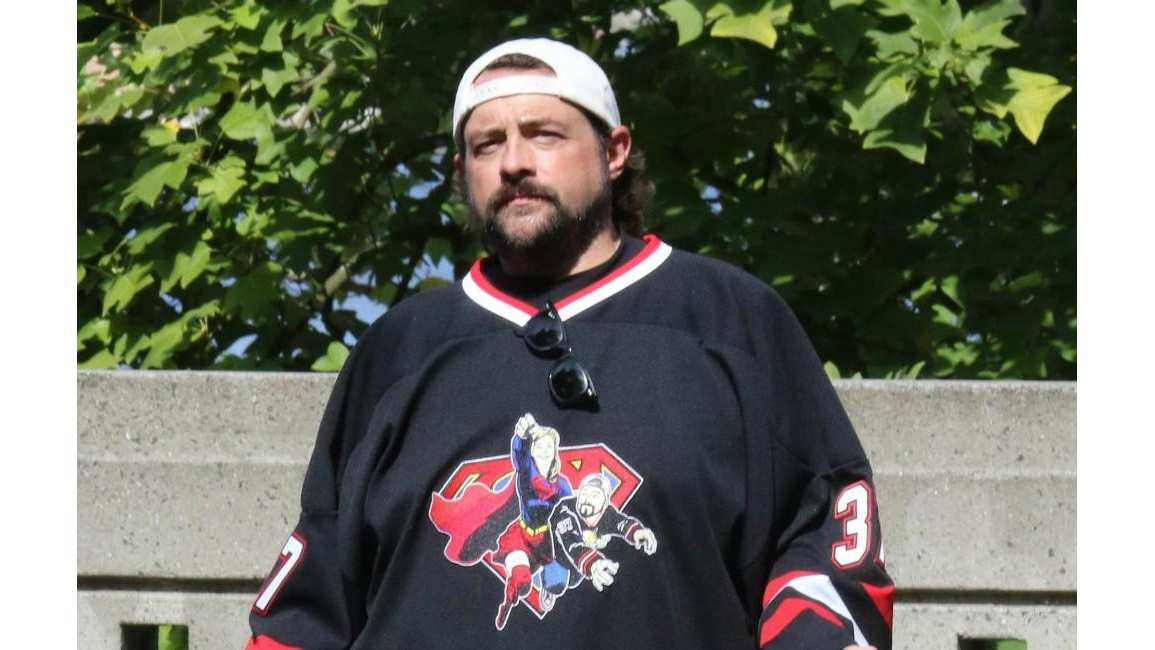 Kevin Smith: Weed saved my life - 8days