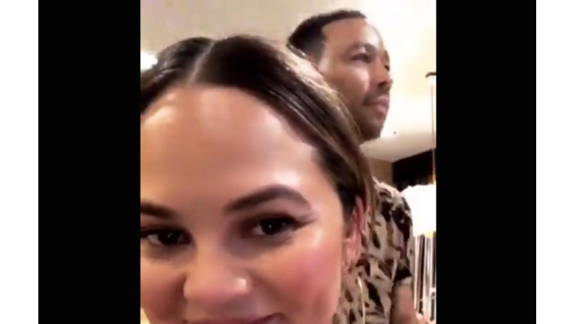 Chrissy Teigen has 'huge pregnancy nose' - 8 Days Chrissy Teigen has 'huge pregnancy nose' - 8 Days