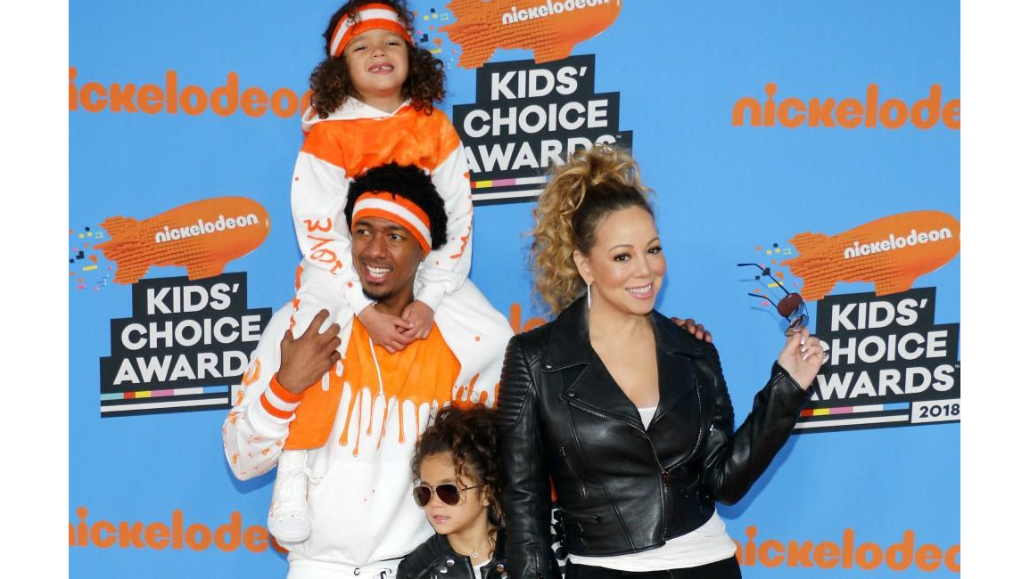 Nick Cannon's twins 'love' their baby brother - 8days