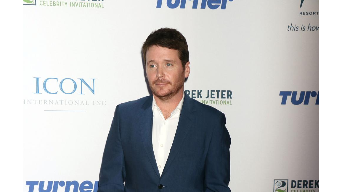 Kevin Connolly secretly dating Francessa Dutton - 8 Days