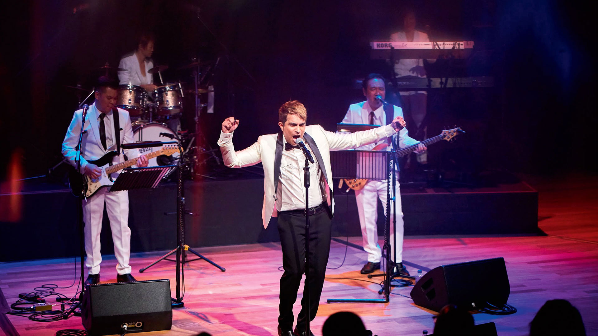 What Are Class 95 DJ John Klass's Football-watching Rituals? - 8days