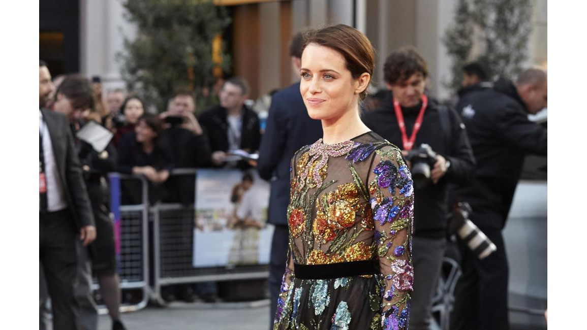Claire Foy breaks pay gap silence - 8days