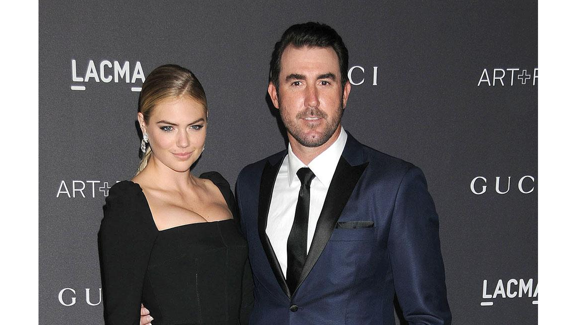 Justin Verlander wowed by Kate Upton's wedding outfit - 8days
