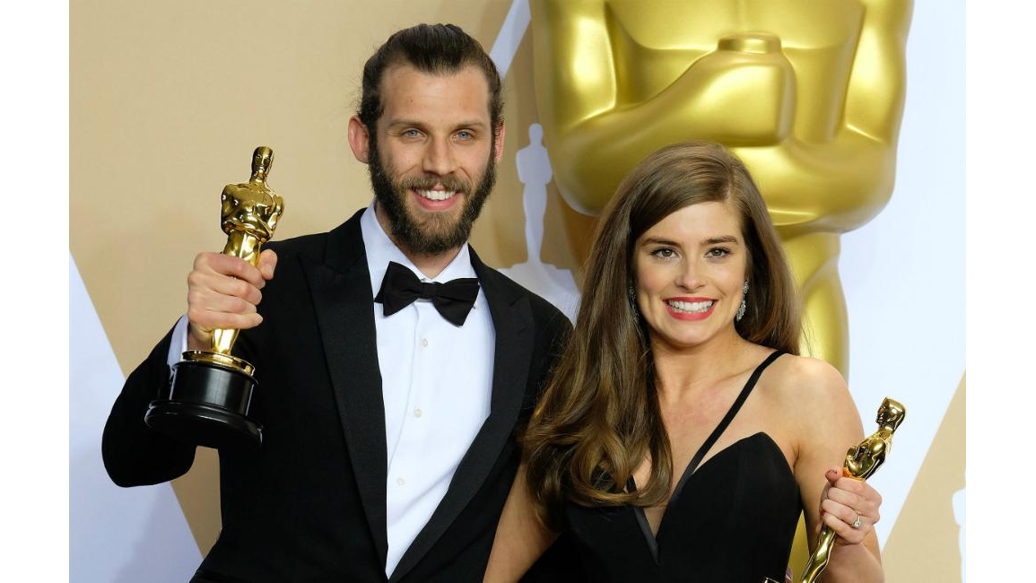 Rachel Shenton dedicates Oscar win to her late father - 8days