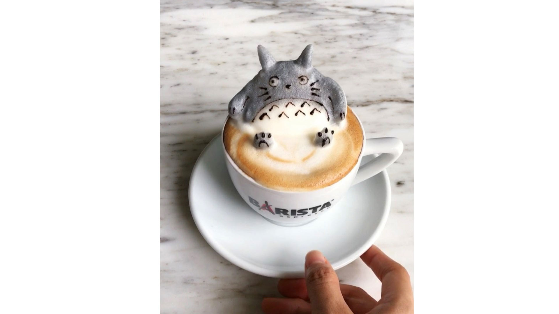 Check Out The Cutest 3D Latte Art You've Ever Seen - 8days