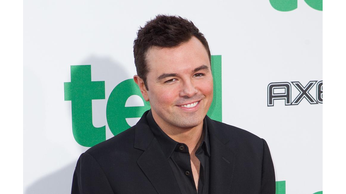 Seth MacFarlane: Moving from acting into music is 'very hard' - 8days