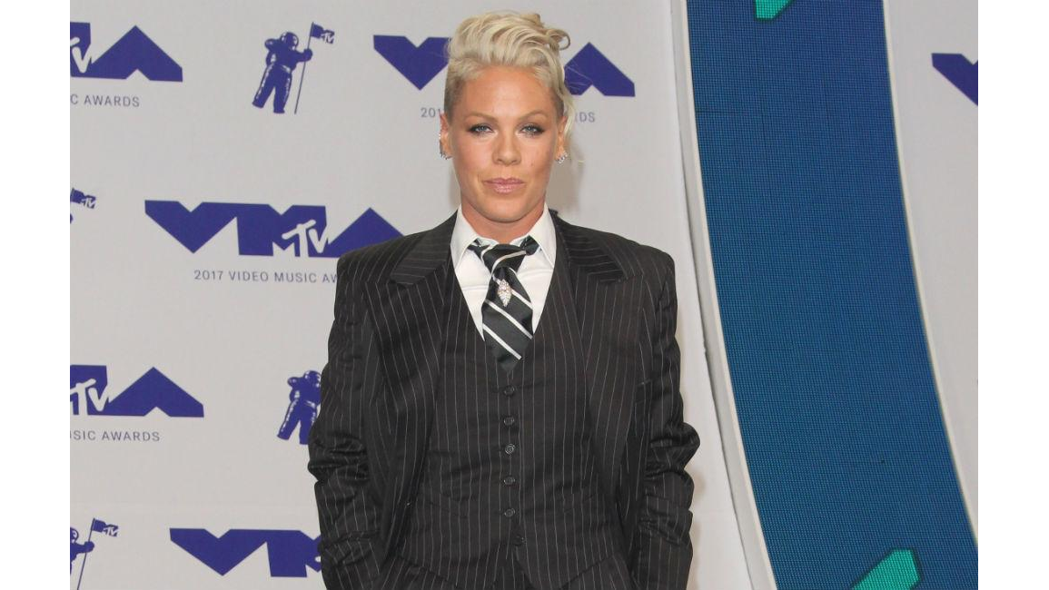 Pink gave parenting advice to Adele - 8days