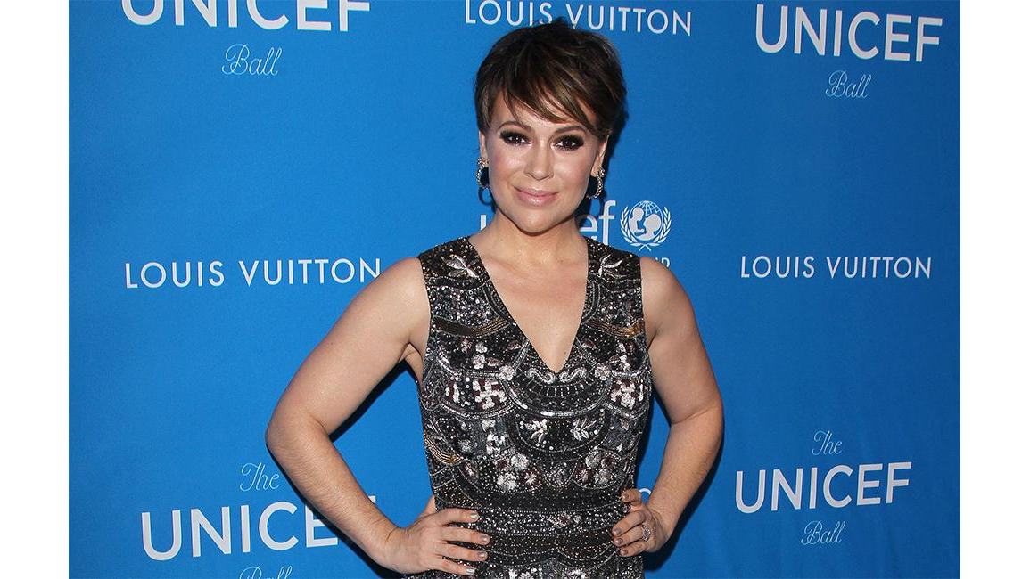 Alyssa Milano launches Twitter campaign against sexual harassment - 8days
