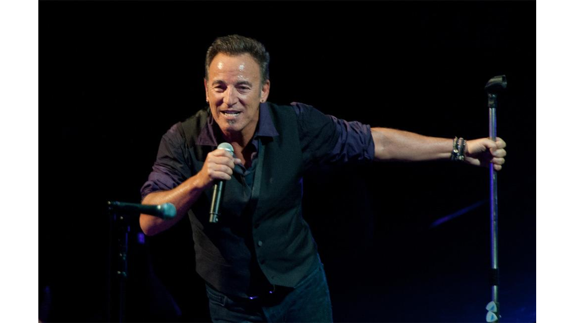 Bruce Springsteen dedicates concert to Tom Petty - 8days