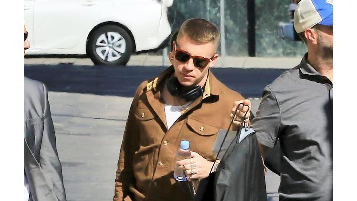 Macklemore: There's few great white rappers - 8days