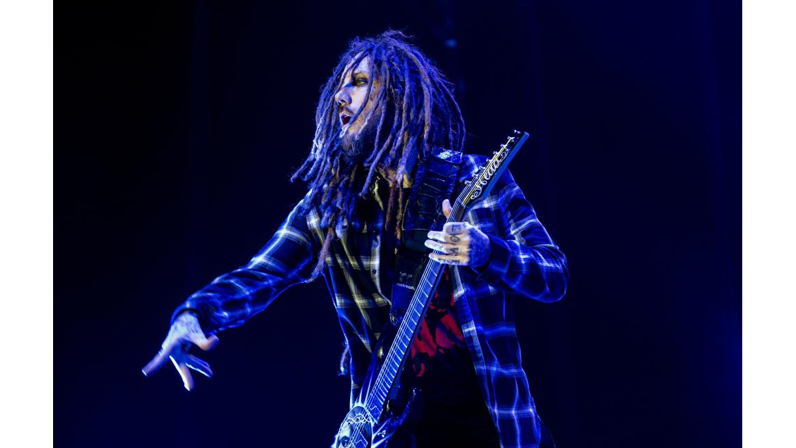 Brian Welch joins Chester Bennington tribute show line-up - 8 Days