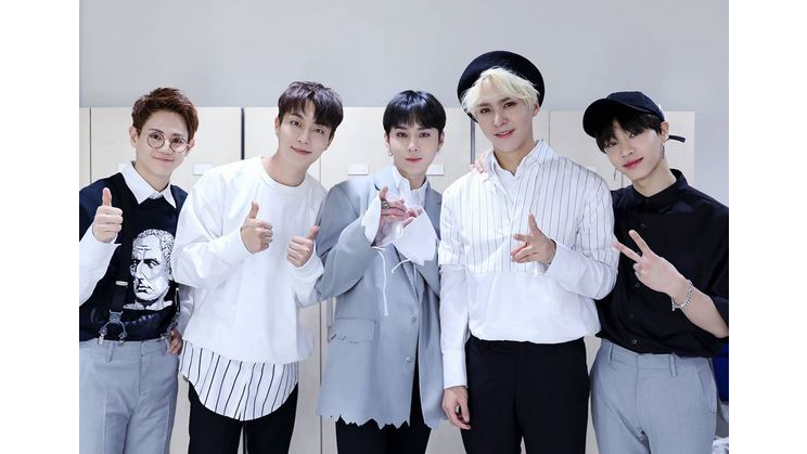 Highlight to Make Group Comeback in October - 8days