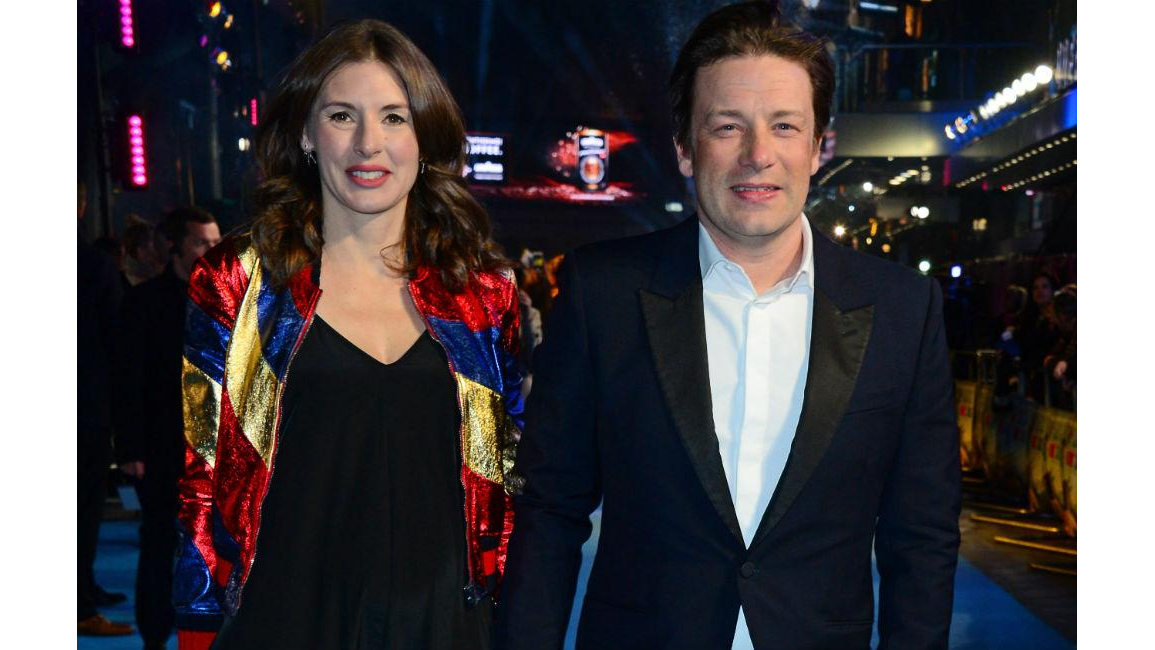 Jamie Oliver Burned Penis In Naked Cooking Disaster 8days