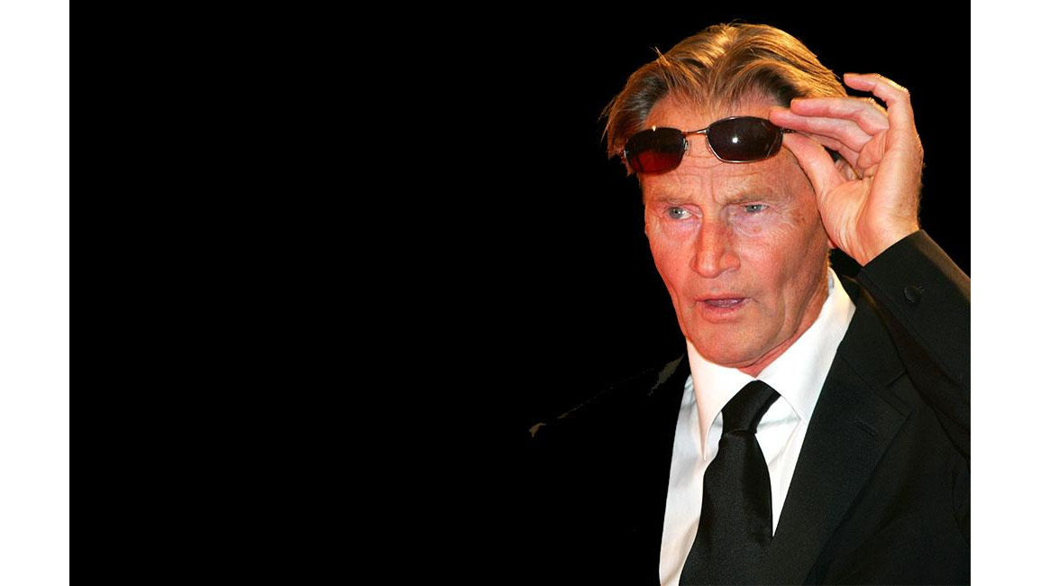 Sam Shepard dies aged 73 - 8days