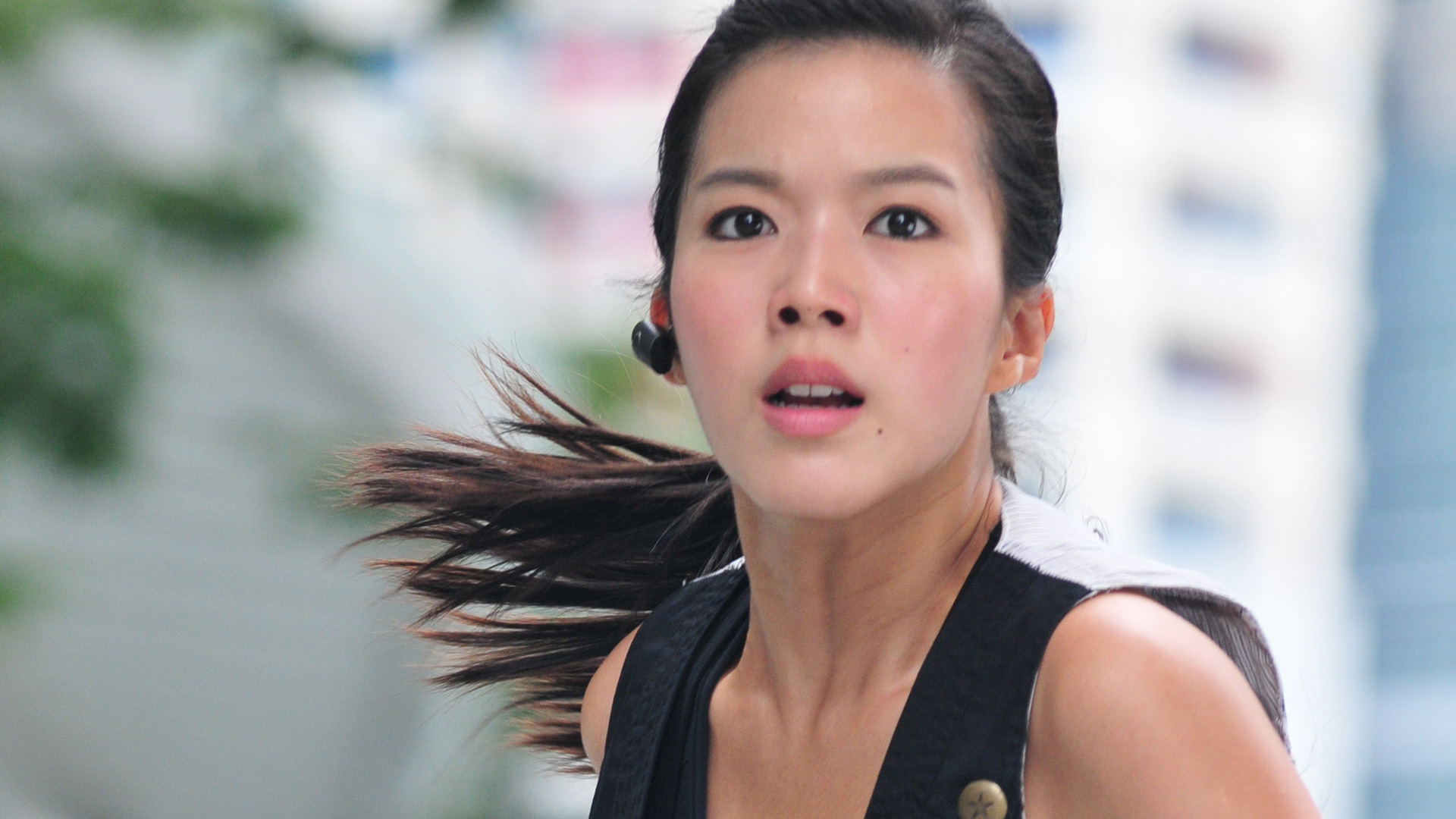 Binge-watch Rui En and Jeanette Aw On Netflix This Weekend - 8days