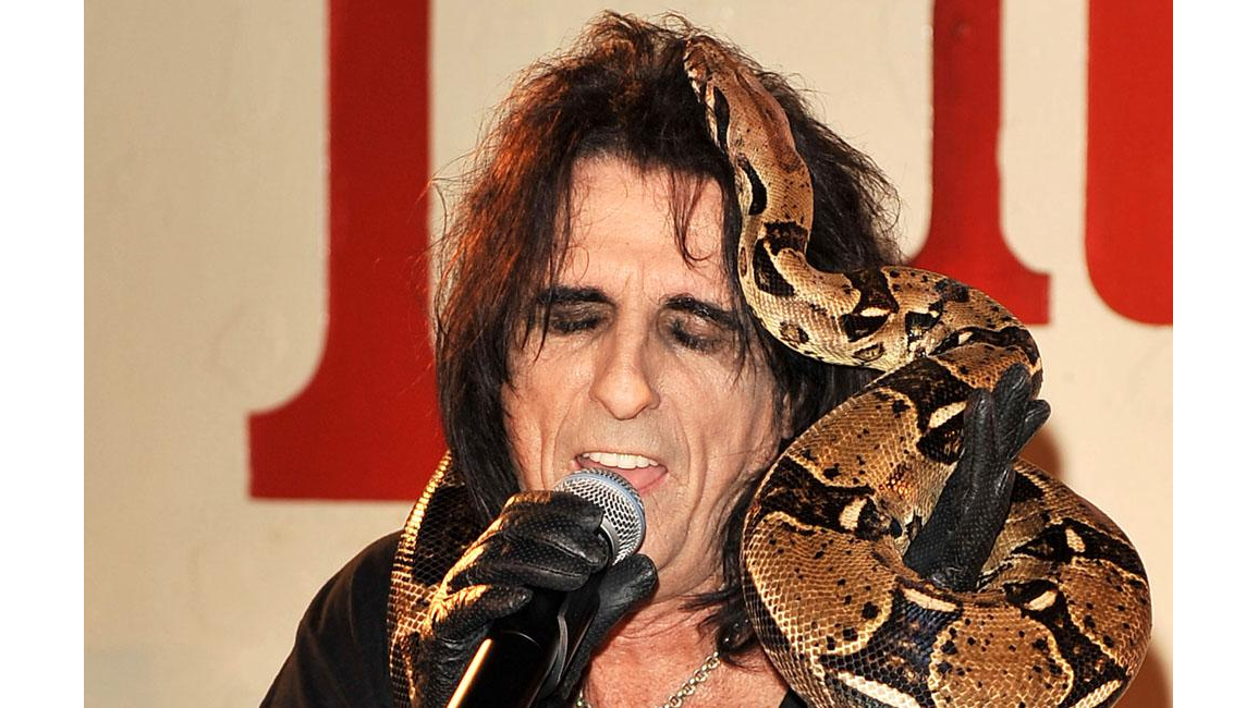 Alice Cooper to release first album in six years - 8 Days