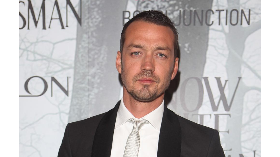 Rupert Sanders heaps praise on Ghost in the Shell star Scarlett ...