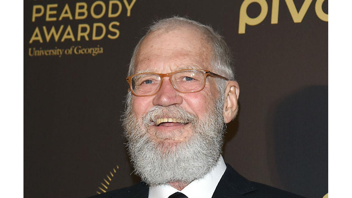 David Letterman puts family first now - 8days