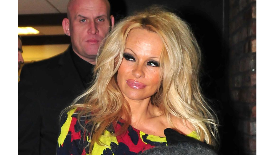 Pamela Anderson Asked To Pose For Sexy Photo Shoot With Katie Price 8days
