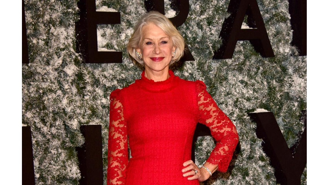 Dame Helen Mirren kissed Morgan Freeman - 8days