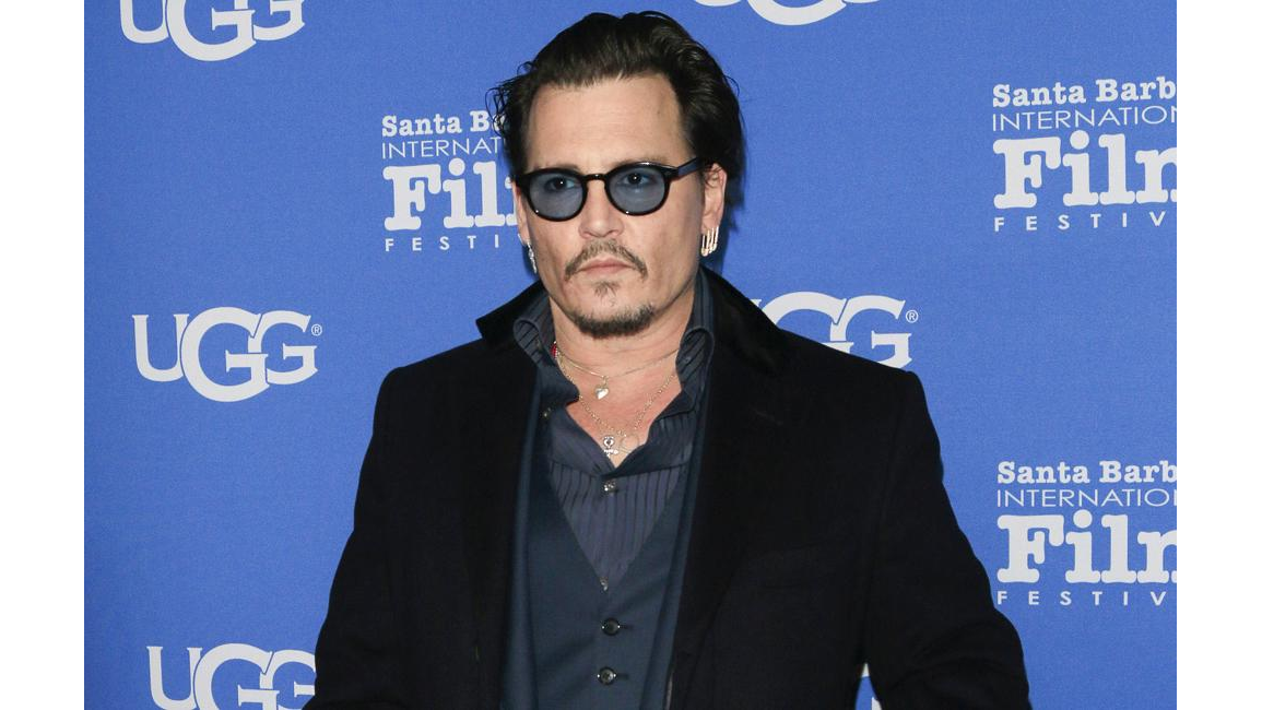 Johnny Depp hits back at his former management team - 8days