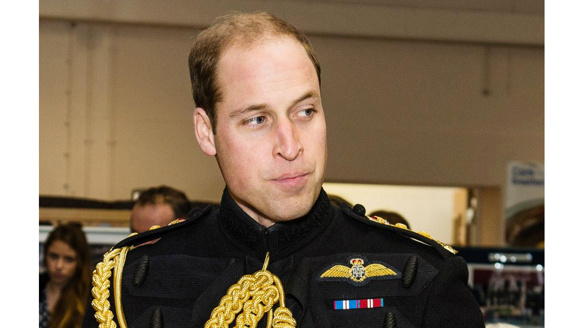 Prince William's ring tradition - 8days