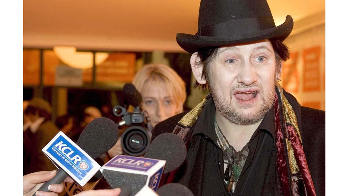 Shane MacGowan breaks silence on mother's death - 8days