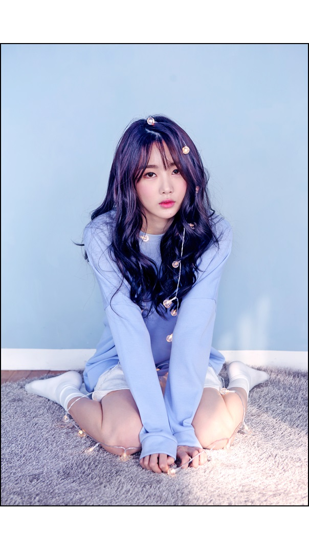 Dal Shabet′s Subin Featured in ′Swings′ Jacket Images - 8days