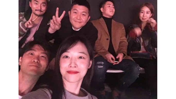 Sulli and Boyfriend Choiza of Dynamic Duo Show Support for IU - 8days
