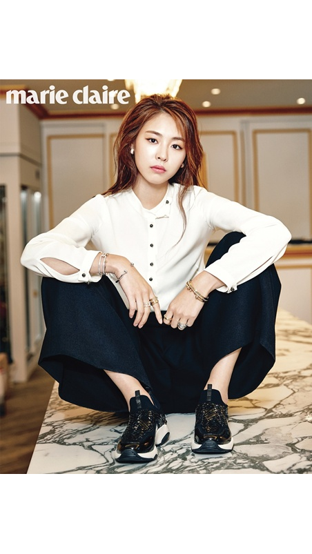 Lee Yeon Hee Featured in ′Marie Claire′ - 8days