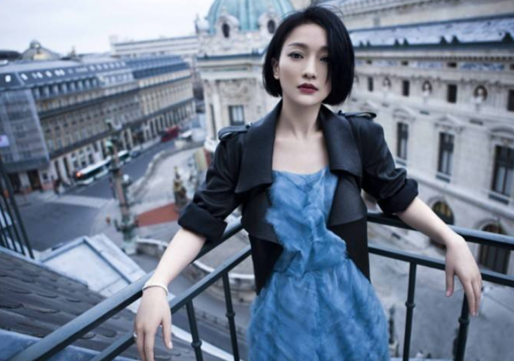 Revealed: Paintings Of Zhou Xun At 18, Back When She Posed Topless As A ...