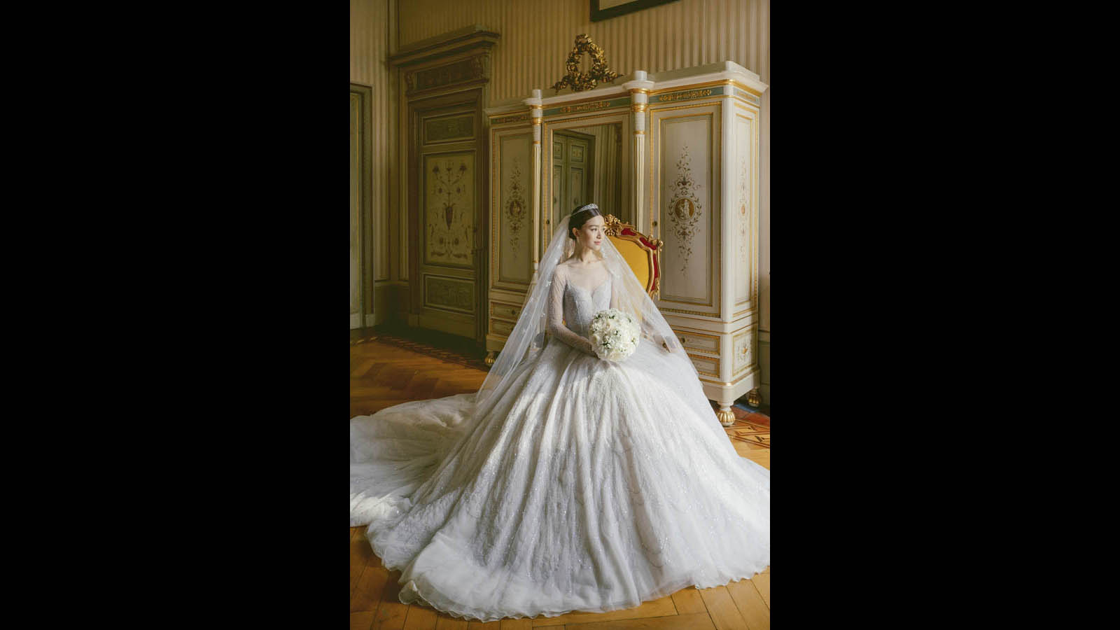 PHOTOS: Janice Man ties the knot in fairytale Italy wedding - 8 Days