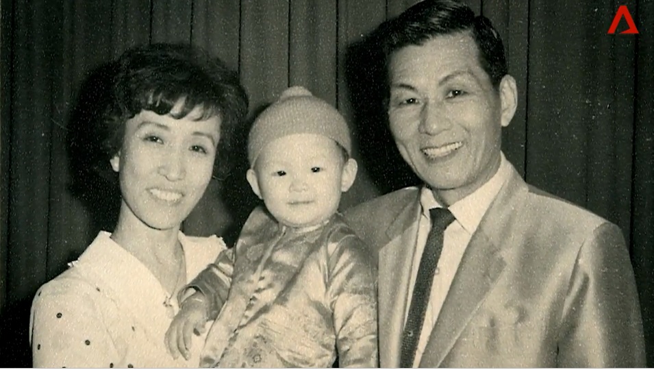 Bai Yan: His Life In Pictures - 8 Days