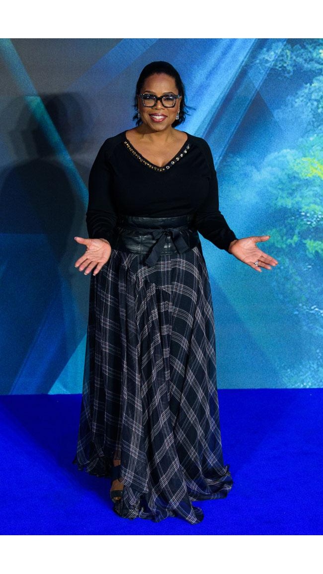 Celebrities you never knew were left-handed - 8days