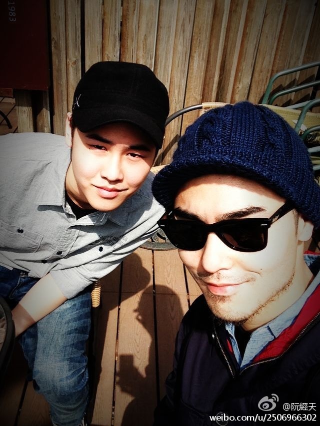 Netizens Think Ethan Ruan & His Brother, Who Is 12 Years Younger, Could ...